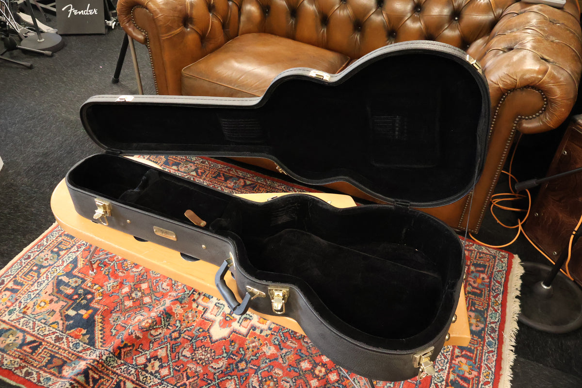 Fender Paramount Parlour/Travel Acoustic Hard Case – Dirk Witte